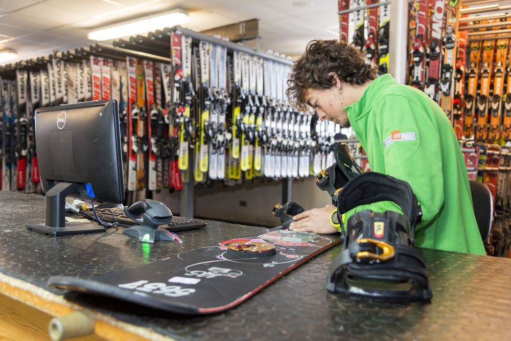 How to Improve Efficiency in Your Sports Equipment Rental Process | Pulso